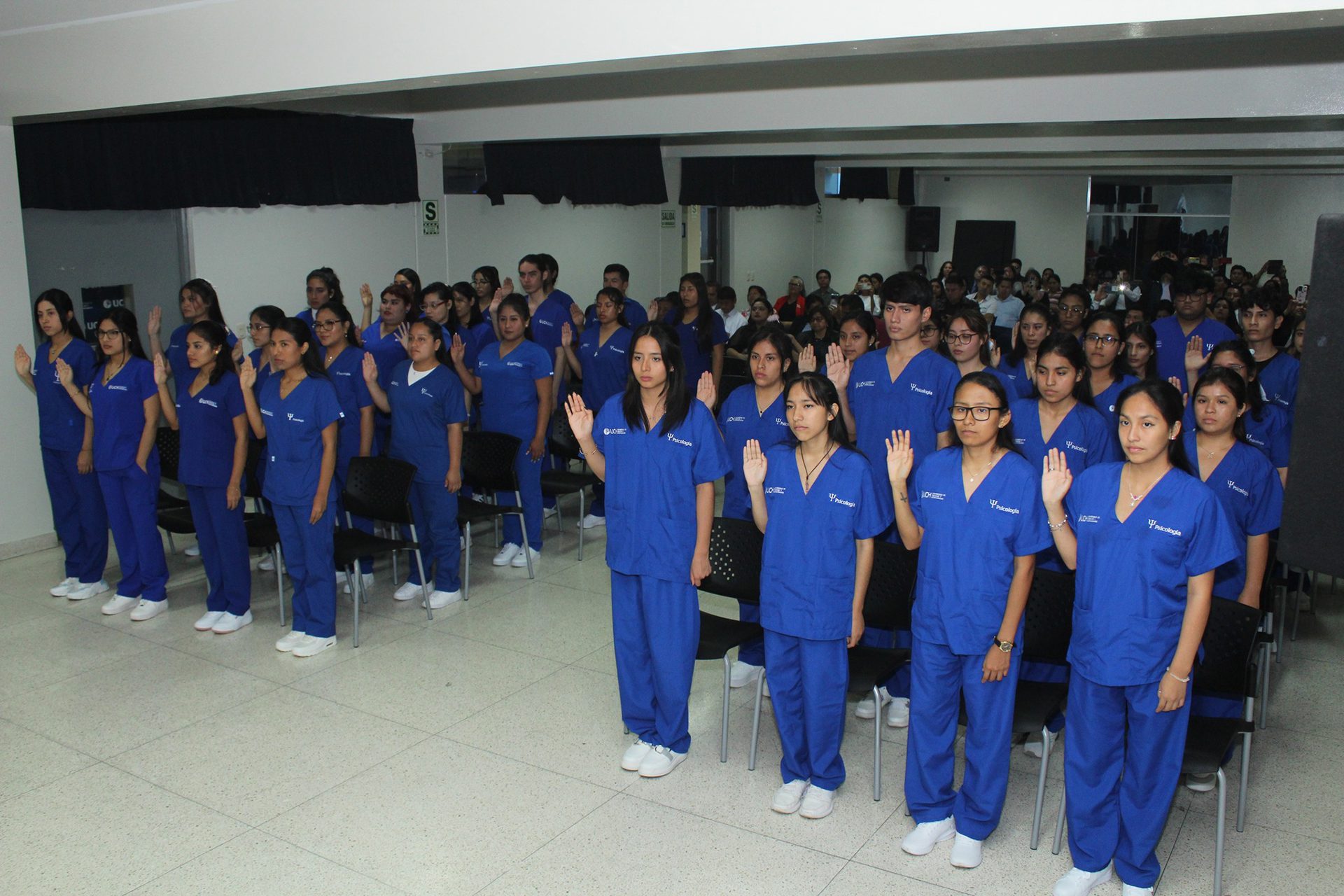 Universidad de Ciencias y Humanidades (UCH) - Carreras y costos